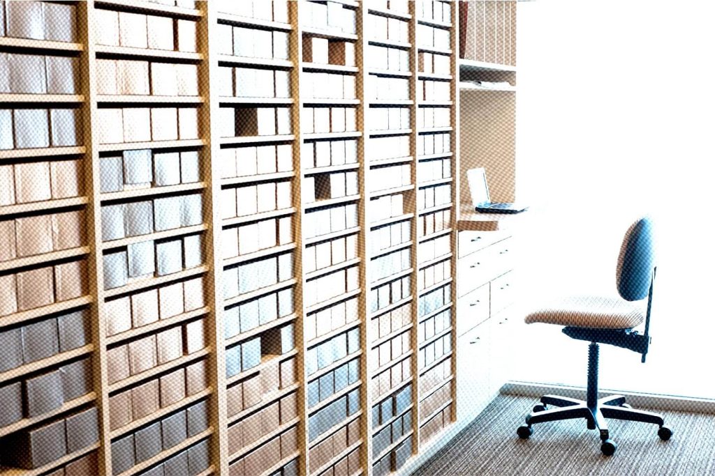 Multi-Domain Data Model: Flexible Product Data Management